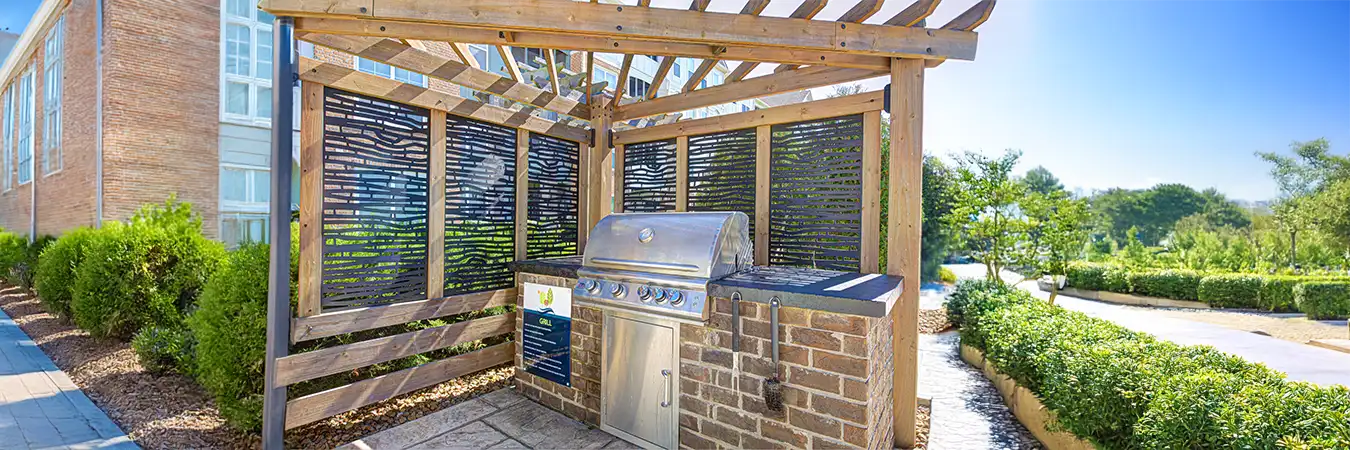 Grilling Guidelines for Your Outdoor Apartment BBQ | Continuum Apartments